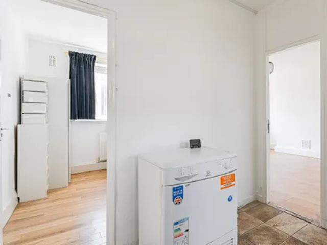 Baldrey House, 17 20 Commerell Place, London, SE10 0HE, United Kingdom | 3 bed apartment for rent #165465420 | Rentberry