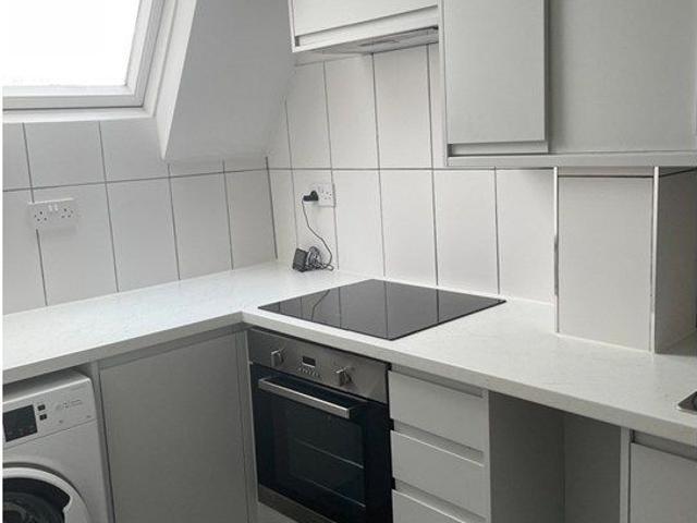 Baldry Gardens, London SW16, 1 bed flat to rent, £1,400 pcm | PrimeLocation