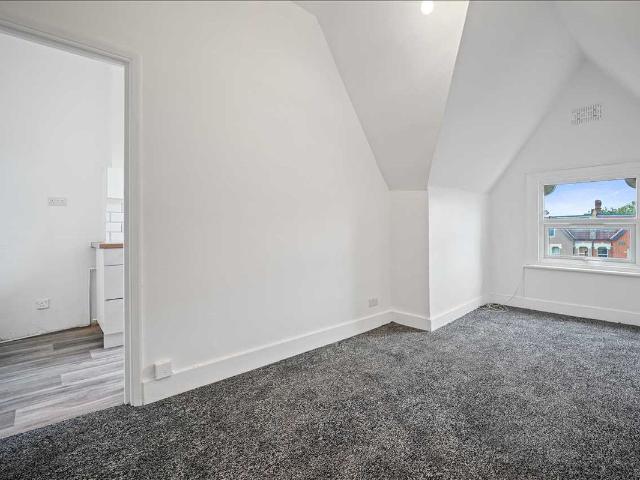 Baldry Gardens, Streatham SW16, 1 bed flat to rent, £1,350 pcm | PrimeLocation