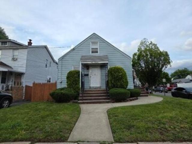 Baldwin Ave, Linden, Home For Sale