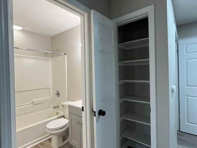 Baldwin Creek 2 Bedroom Apartment for Rent at 2020 Hobson Rd, Fort Wayne, IN 46805