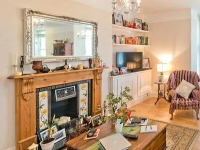 Baldwin Crescent, London, SE5 9LQ, United Kingdom | 2 bed house for rent #167524661 | Rentberry