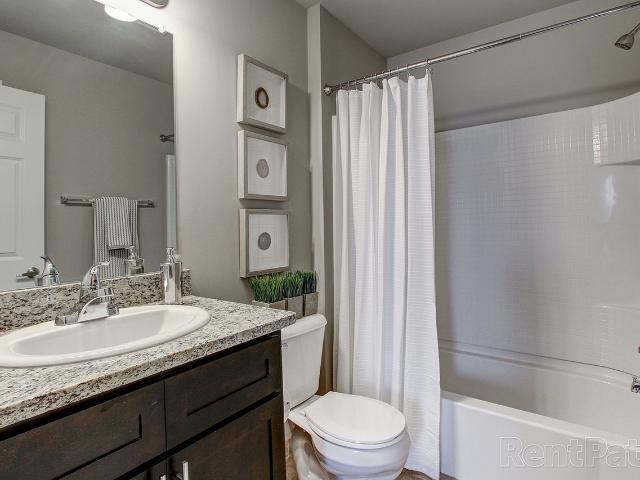 Baldwin Square Townhomes, LLC 2 Bedroom Apartment for Rent at 4694 Club House Rd, Lake Orion, MI 48359