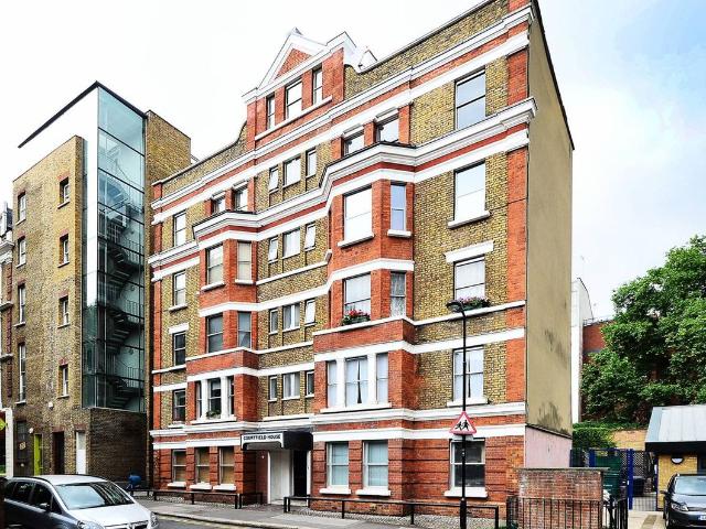 Baldwins Gardens, Clerkenwell, London EC1N, 1 bed flat to rent, £2,500 pcm | PrimeLocation