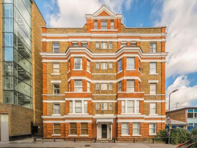Baldwins Gardens, London EC1N Studio to rent £1,998 pcm £461 pw