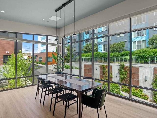 Baldwyn 2 Bedroom Apartment for Rent at 10712 5th Ave Ne, Seattle, WA 98125 Maple Leaf