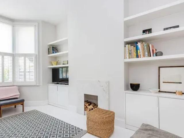 Balfern Grove, London, W4 2JX, United Kingdom | 2 bed apartment for rent #125978525 | Rentberry