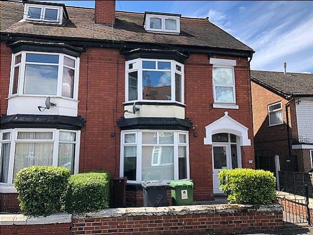 Balfour Crescent, 2nd Floor Flat, Wolverhampton WV6, Studio to rent, £650 pcm | PrimeLocation