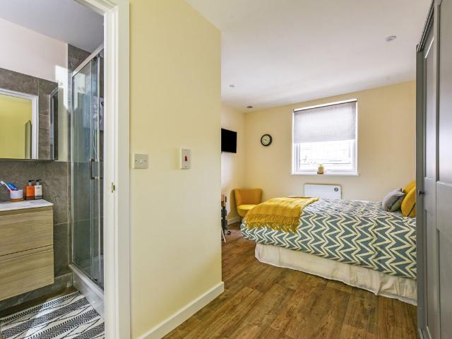 Balfour House, Winchester SO23, Room to rent, £825 pcm | PrimeLocation