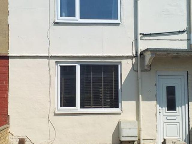 Balfour Road, Bentley DN5, 2 bed terraced house to rent, £650 pcm | PrimeLocation