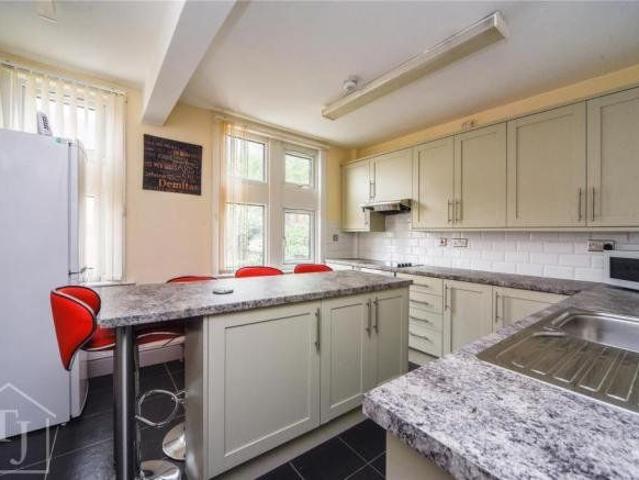 Balfour Road, Nottingham, Nottinghamshire NG7, 4 bed terraced house to rent, £1,889 pcm | PrimeLocation