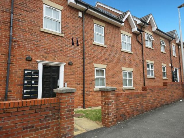 Balfour Street, Delamere Place Balfour Street WA7, 2 bed flat to rent, £800 pcm | PrimeLocation