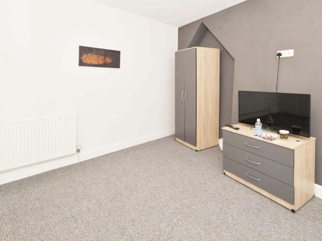 Balfour Street, Stoke On Trent ST1, Room to rent, £500 pcm | PrimeLocation