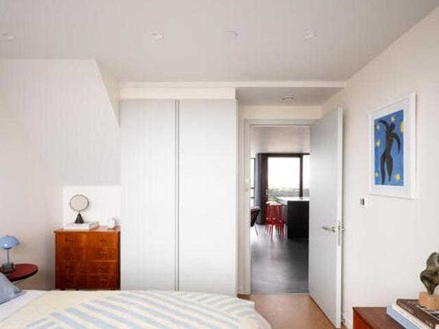 Balfron Tower, St Leonards Road, 2 Bedroom Flat