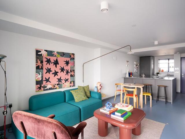 Balfron Tower, 7 St Leonards Road. 2 bed flat to rent £2,490 pcm £575 pw