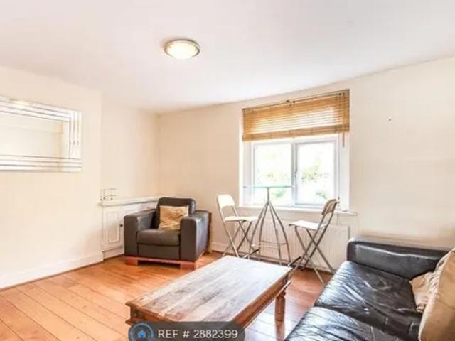 Balham High Road, London, SW12 9AN, United Kingdom | 3 bed apartment for rent #166936123 | Rentberry