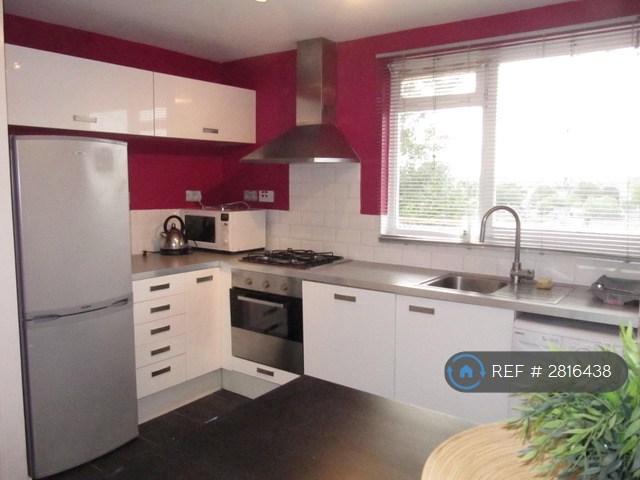 Balham, London, SW12 3 bed flat to rent £2,900 pcm £669 pw