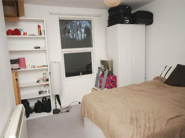 Balham Park Road, Balham SW12, Studio to rent, £1,300 pcm | PrimeLocation