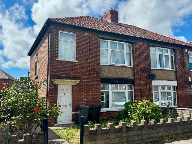 Balkwell Avenue, North Shields NE29, 2 bed flat to rent, £750 pcm | PrimeLocation