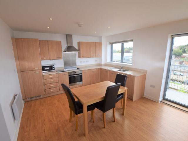 Ballantyne Drive, Colchester CO2, 2 bed flat to rent, £1,350 pcm | PrimeLocation