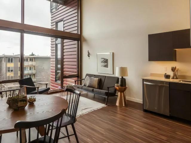 Ballard Lofts 1 Bedroom Apartment for Rent at 6450 24th Ave Nw, Seattle, WA 98107 Adams