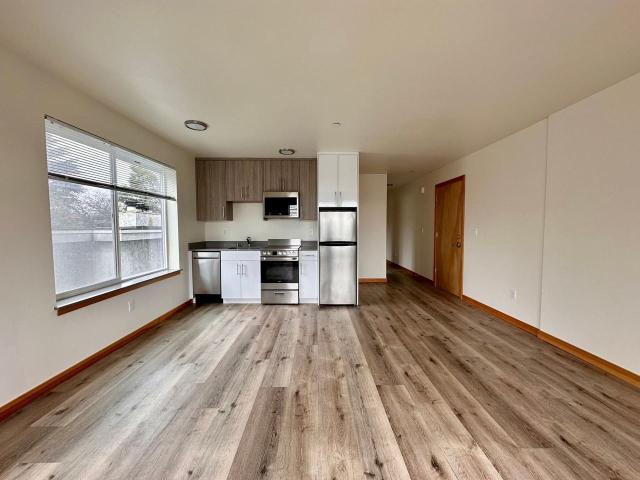 Ballard 58 1 Bedroom Apartment for Rent at 2226 Nw 58th St, Seattle, WA 98107 Adams