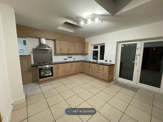 Ballards Road, Neasden NW2, 4 bed terraced house to rent, £3,200 pcm | PrimeLocation