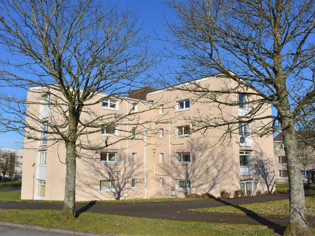 Ballochmyle, Calderwood, East Kilbride G74, 2 bed flat to rent, £750 pcm | PrimeLocation