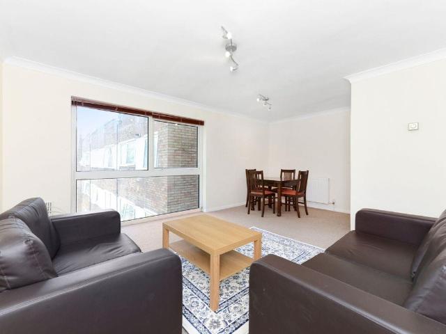 Balmain Close, Ealing W5, 2 bed flat to rent, £2,075 pcm | PrimeLocation