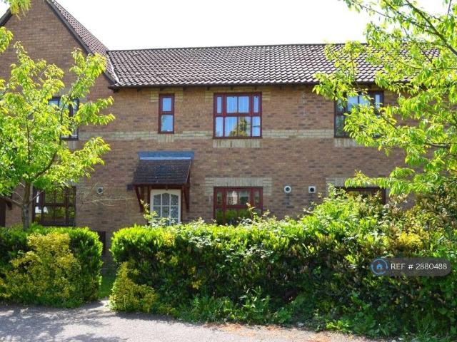 Balmerino Close, Monkston, Milton. 3 bed terraced house to rent £1,550 pcm £358 pw