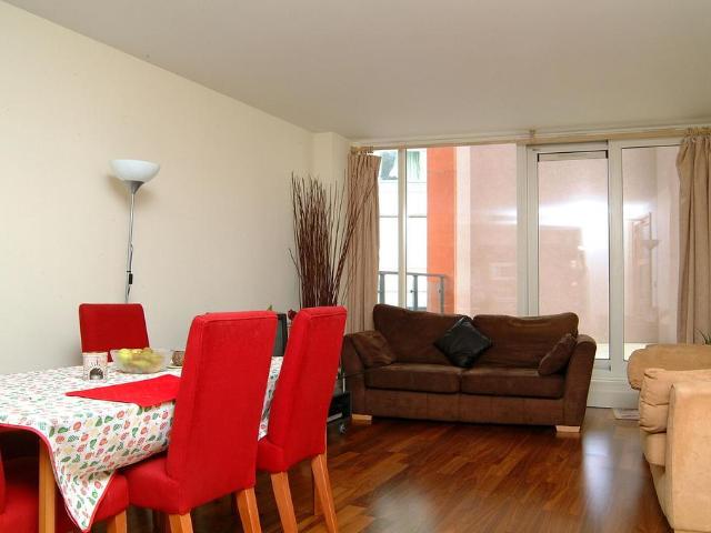 Balmoral Apartments, Paddington. 2 bed flat to rent £10,400 pcm £2,400 pw
