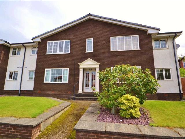 Balmoral Court, Balmoral Road, Chorley PR7, 2 bed flat to rent, £800 pcm | PrimeLocation
