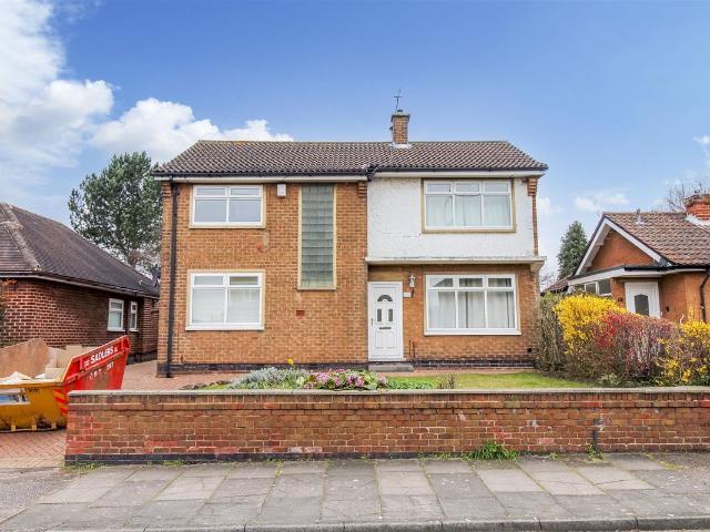 Balmoral Drive, Bramcote, Nottingham NG9, 4 bed detached house to rent, £1,650 pcm | PrimeLocation