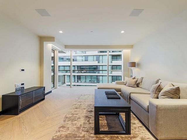 Balmoral House, Earl's Way, One Tower Bridge, Tower Bridge, London SE1, 1 bed flat to rent, £3,400 pcm | PrimeLocation