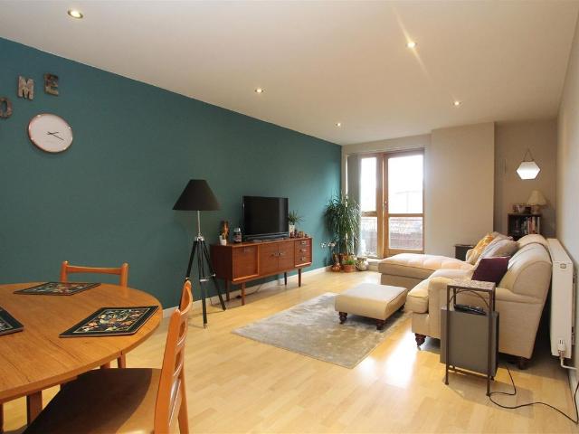 Balmoral Place Bowman Lane, Leeds LS10, 2 bed flat to rent, £1,100 pcm | PrimeLocation