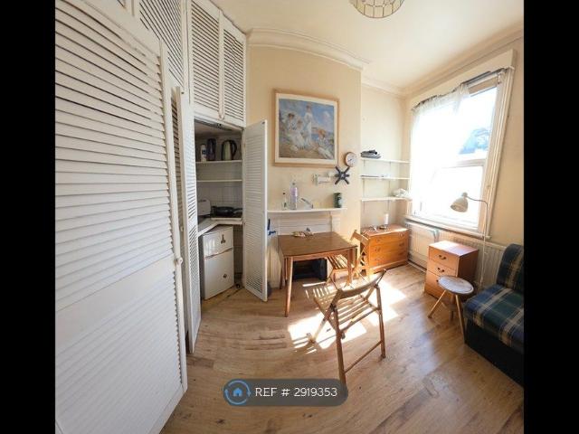 Balmoral Road, London NW2, Room to rent, £650 pcm | PrimeLocation