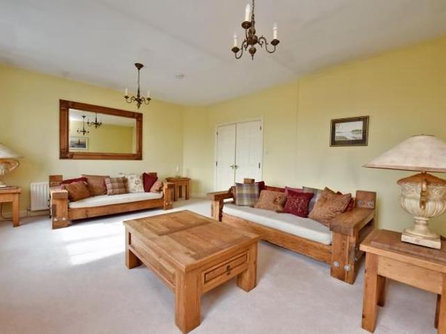 Balmoral Square, 132H Great Western Road AB10, 2 bed flat to rent, £995 pcm | PrimeLocation