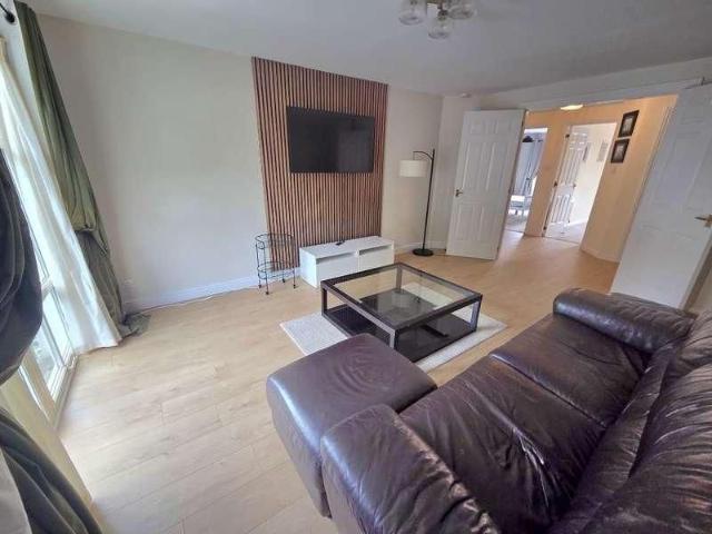 Balmoral Square, Great Wstern Road, City Centre, Aberdeen, AB10