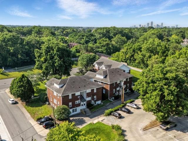 Balsam Avenue Apartments Studio Apartment for Rent at 3520 E Fall Creek Parkway South Dr, Indianapolis, IN 46205 Meadows