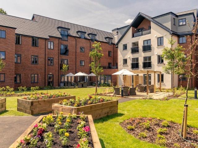 Balshaw Court, Burlington Gardens, Leyland PR25, 1 bed flat to rent, £2,240 pcm | PrimeLocation