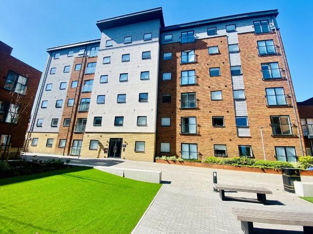 Bartholomew Court, Norwich NR1, 2 bed flat to rent, £1,200 pcm | PrimeLocation