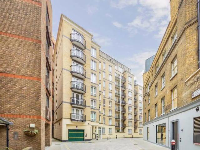 Bartholomew Close, London EC1A, 1 bed flat to rent, £4,333 pcm | PrimeLocation