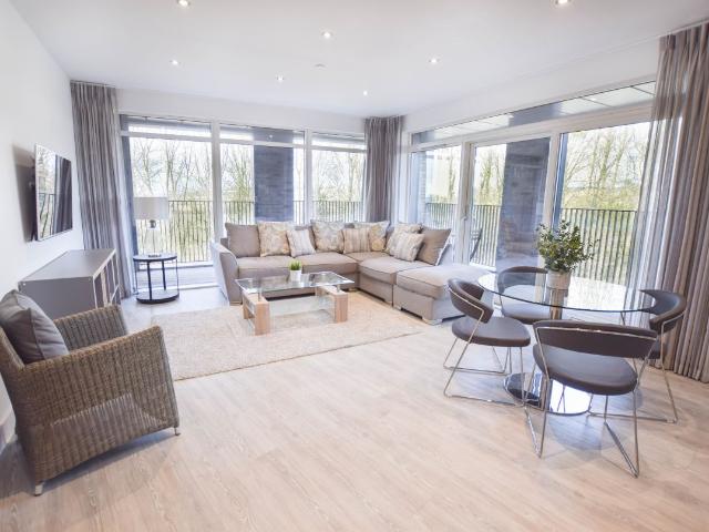 Barton Fields Road, Headington OX3, 2 bed flat to rent, £2,500 pcm | PrimeLocation