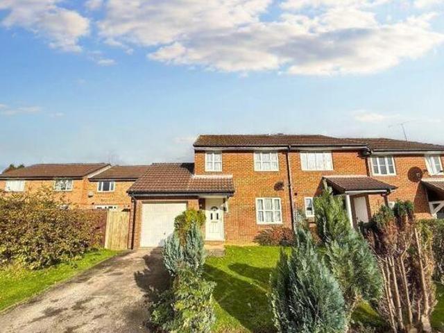 Barton Hills, Sharples Green, Luton, 3 Bedroom End