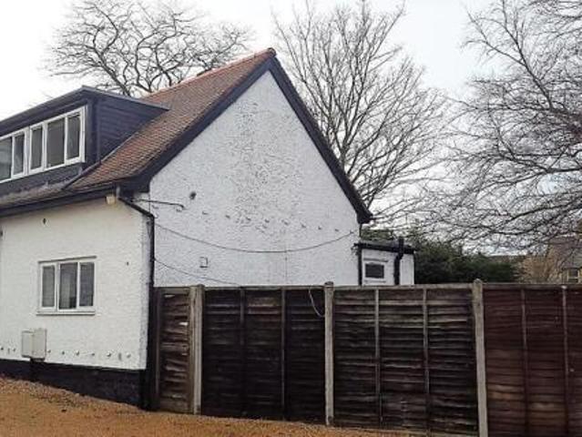 Barton Road, 2 Bedroom Cottage