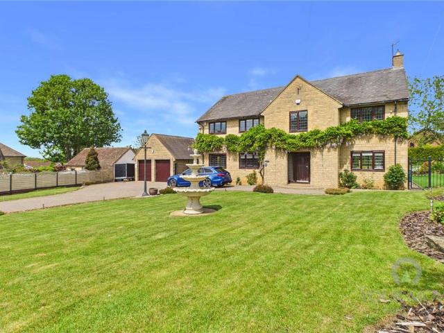 Barton Road, Kettering NN15 4 bed detached house to rent £4,450 pcm £1,027 pw