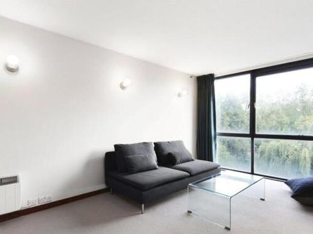 Bartok House, Lansdowne Walk, 2 Bedroom Apartment