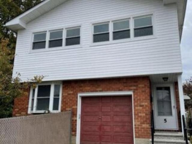 Bartow St, Staten Island, Home For Sale