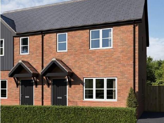 Bartlam Road, Nuneaton, CV13 3 bed semi detached house to rent £1,120 pcm £258 pw