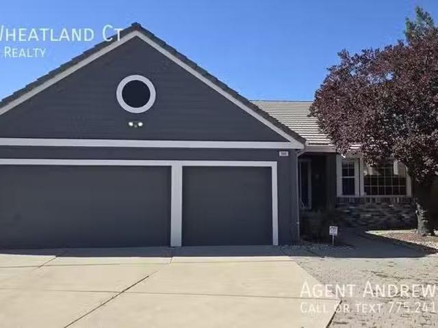 Bartley Ranch Gem! 990 Wheatland Ct